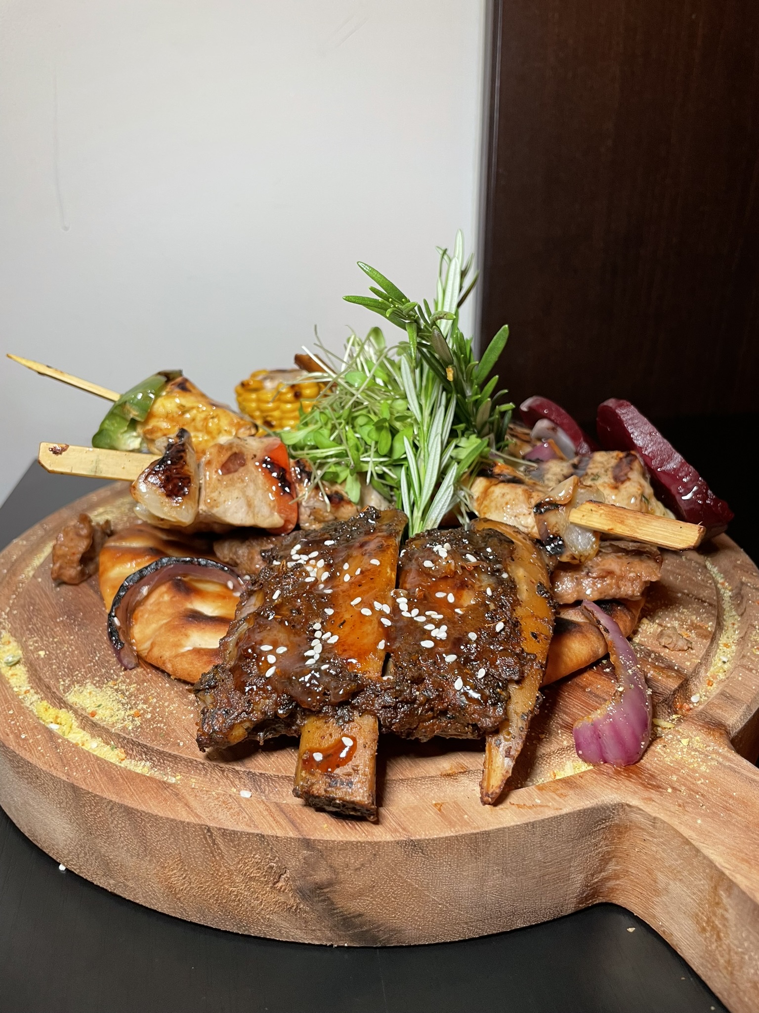 The Golden Olive - Restaurant Antwerpen | Spareribs, Mix BBQ & Events